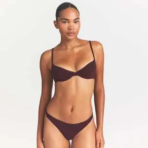 SKIMS Unlined Demi Bra | Red | | Everyday Cotton - Currant