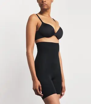 Spanx Sculpt Gofigure High-waist Mid-thigh Shorts