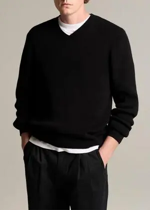 Vince Ribbed Italian Cotton-blend V-neck Sweater - Black