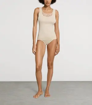 Hanro Cotton Belen Tank Top With Lace Neckline Detail