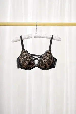 ADORE ME Meeni Contour Plunge Bra