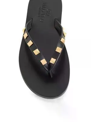 Valentino Garavani Rockstud Calfskin Thong Sandals - Black