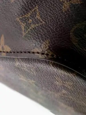 LOUIS VUITTON Monogram Canvas Neonoe Mm Bucket Bag - Brown