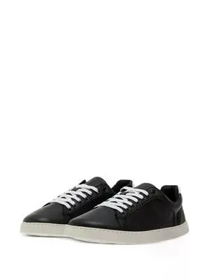 GROUNDIES Round-toe Lace-up Sneakers