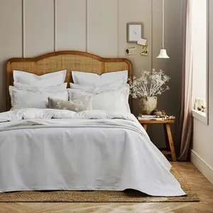 CHRISTY Beatrice Luxury Jacquard Cotton Coverlet And Sham Set, King