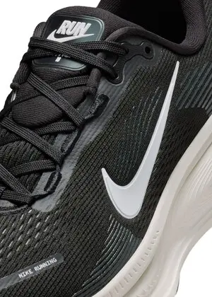 Nike Vomero 18 Sneakers - Black