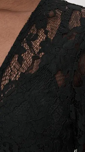 BANANHOT Millie Lace Mini Dress