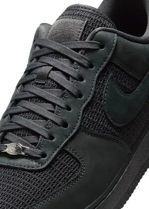 Nike Force 1 '07 Lv8 Sneakers