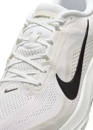 Nike Pegasus 42 Sneakers - White