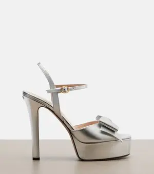 Valentino Garavani Metallic Bow Platform Sandals - Silver