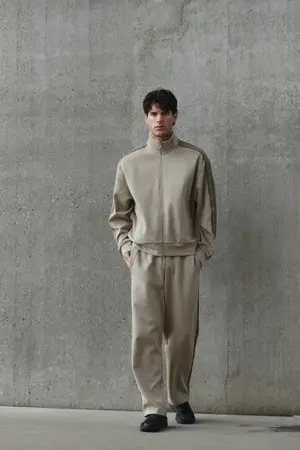 H&m Loose Fit Sports Joggers With Drymove