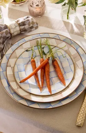 MACKENZIE-CHILDS Salad/dessert Plate