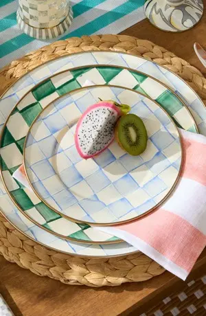 MACKENZIE-CHILDS Salad/dessert Plate
