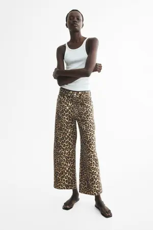 H&M High Waist Wide Leg Ankle Jeans