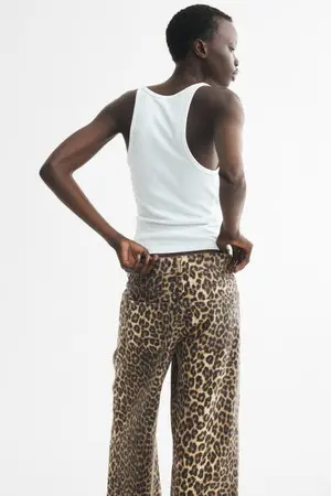 H&M High Waist Wide Leg Ankle Jeans
