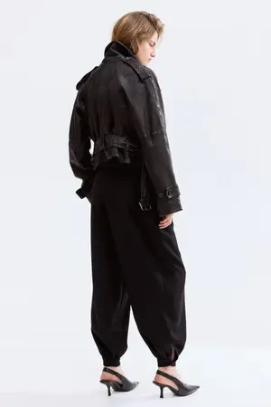 H&m Pleated Balloon Trousers - Black