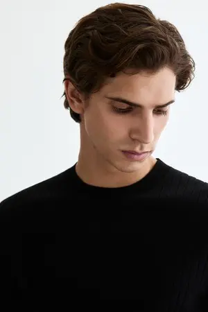 H&M Slim Fit Knitted T-shirt