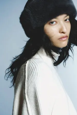 H&m Rib-knit Turtleneck Jumper With Back Slit - Light Beige