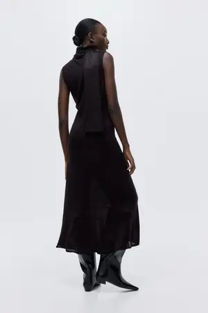 H&M Sleeveless Scarf Collar Knit Maxi Dress