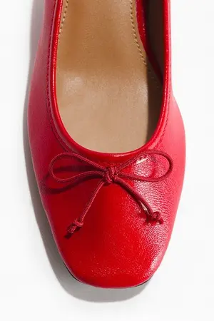H&m Block-heeled Pumps With Bow Detailing
