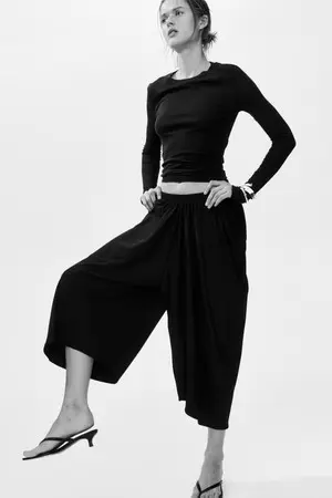 H&m Cropped Barrel Trousers With Draped Effect
