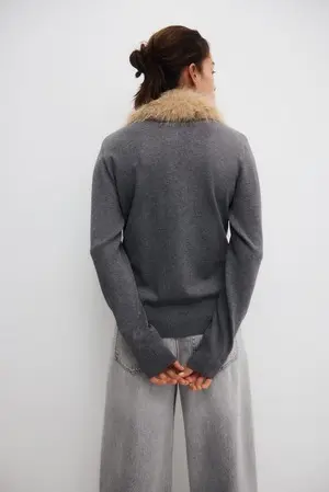 H&m Mama Detachable Fur Collar Cardigan