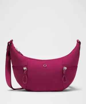 Lululemon Small Slouchy Sling Bag 3l - Raspberry Rave