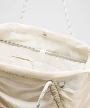 Lululemon Ruched Tote Bag - Light Ivory/silver