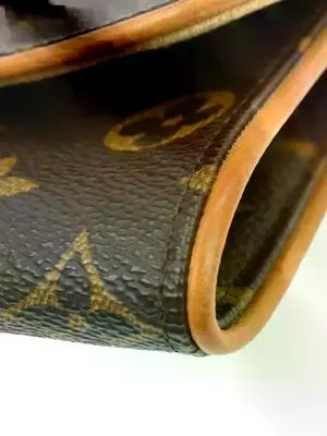 LOUIS VUITTON Pochette Twin Pm Shoulder Bag