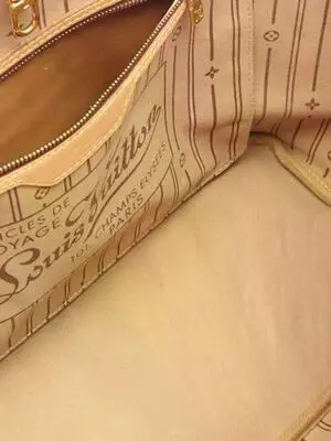LOUIS VUITTON Monogram Neverfull Mm Tote Bag