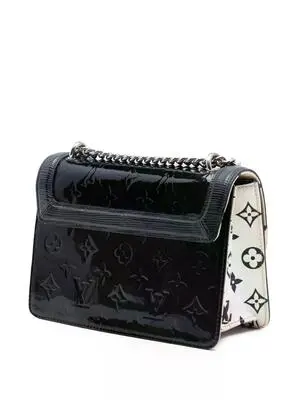 LOUIS VUITTON Monogram Vernis Wynwood Shoulder Bag - Black