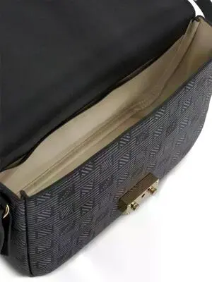 Moreau Pm Croisette Cross Body Bag