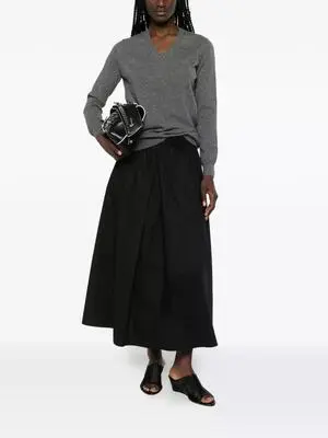 ANNAPURNA V-neck Knitted Sweater
