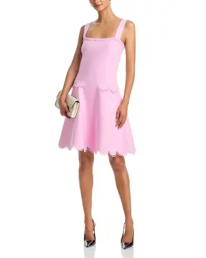 Oscar De La Renta Sleeveless Scallop Trim Knit Dress
