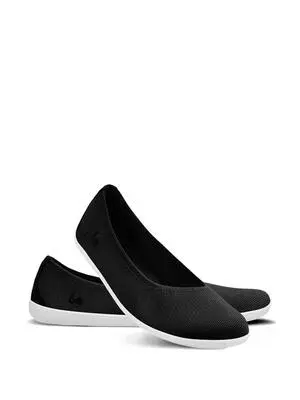 BE LENKA Logo Detail Ballet Flats