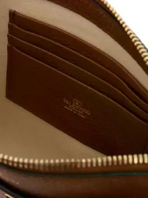 Valentino Garavani Rockstud Pouch In Grainy Calfskin - Brown
