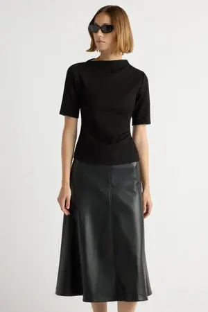 Modern Citizen Pauline Ribbed Asymmetric Neck Top