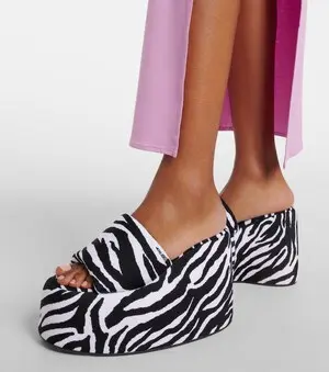 Attico Zebra-print Platform Slides