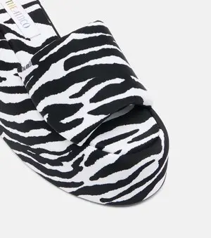 Attico Zebra-print Platform Slides