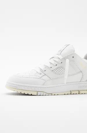 Axel Arigato Area Lo Sneaker - White/beige