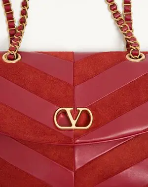 Valentino Garavani Djuna Medium Chain Bag In Suede And Nappa - Red