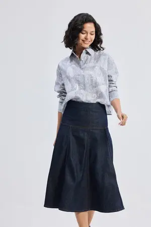 REISTOR Oversized Boxy-fit Linen Shirt With Handprinted Animal Theme