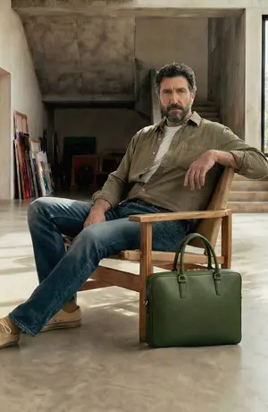 TUSK Chet Slim Briefcase In Italian Pebble Grain Leather - Forest