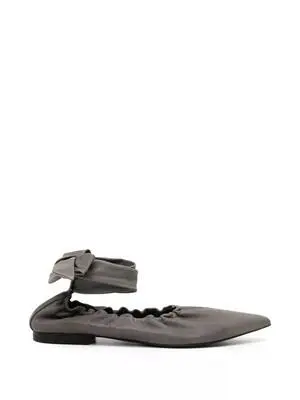 UMA WANG Bow Detail Pumps