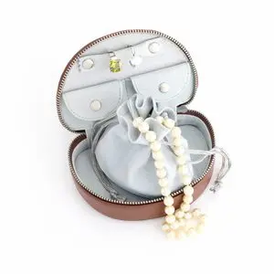 ROYCE NEW YORK Compact Jewelry Case - Tan