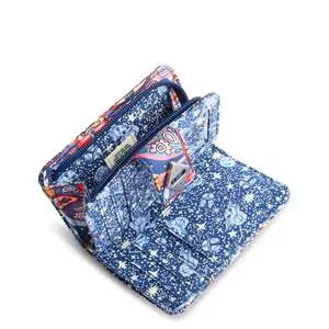 VERA BRADLEY Star Wars Small Turnlock Wallet In Grogu Medallion