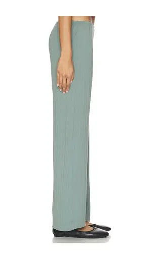 Donni. Pointelle Simple Crop Pant - Sage
