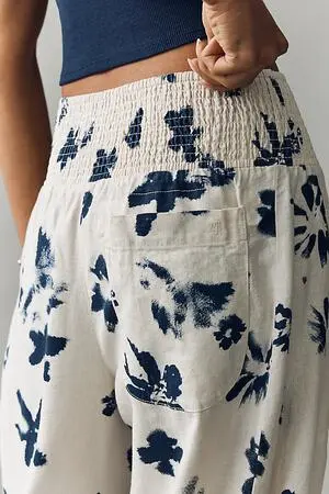 PILCRO Reese Smocked Pull-on Barrel-leg Pants - Ivory Pattern