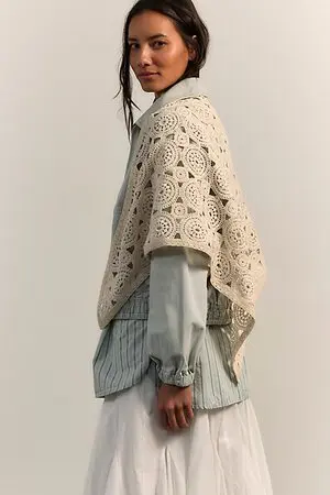 BOHEMIAN BOND IBIZA Crochet Shawl - Ivory