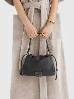 Fendi Mamma Baguette Medium Bag In Nappa Leather - Black